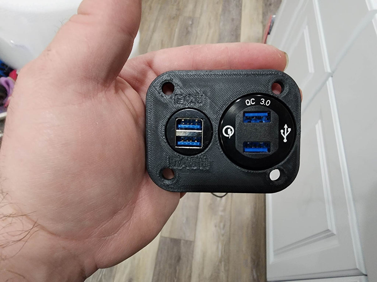 Custom Labeled USB hubs – CarChains3D LLC