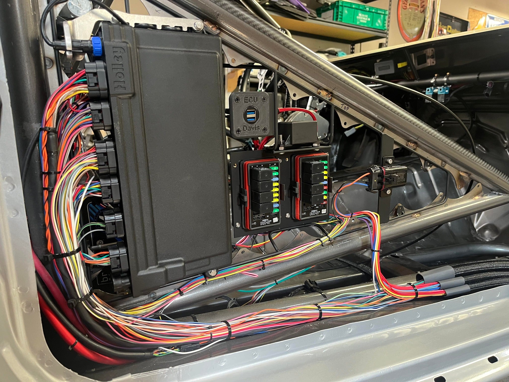 Labeled USB hubs – CarChains3D LLC